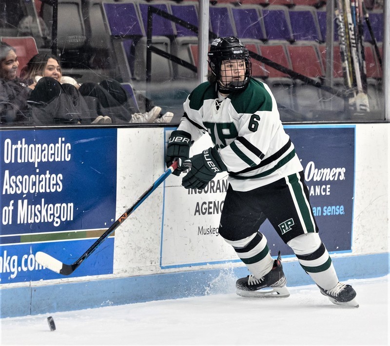 Reeths-Puffer hockey team's four-game winning streak snapped in a tough ...