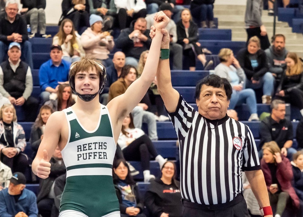 Reeths-Puffer wrestling team beats Wyoming, continues pursuit of ...