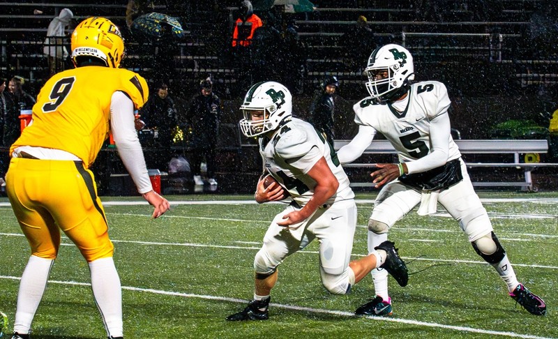 R-P beats Zeeland East 35-21, sews up second straight playoff berth ...